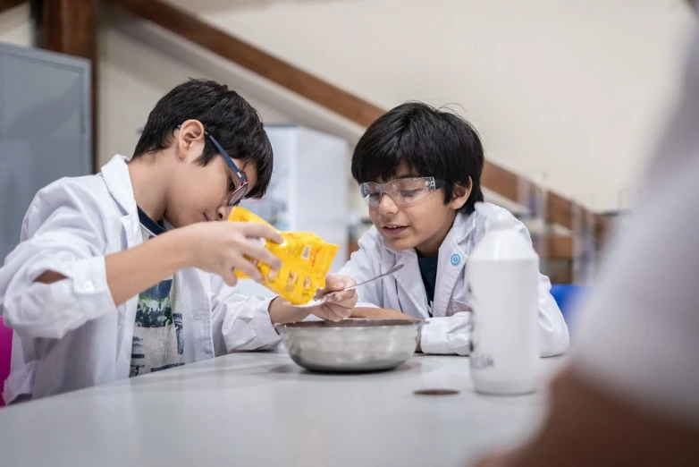 Conectar Lab lanza una nueva serie de talleres de experimentación | Ámbito Educativo